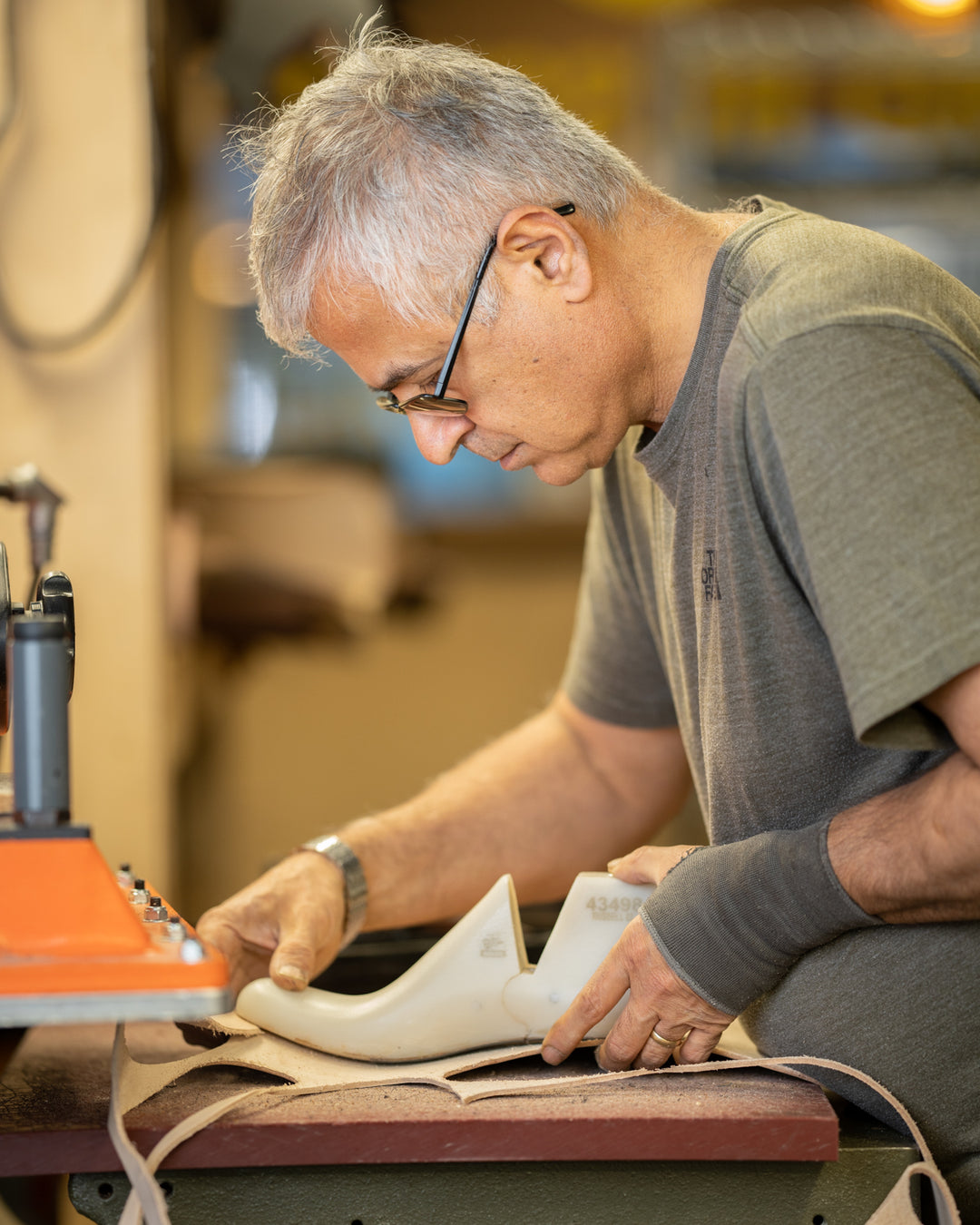 HD Russell Boots & Shoes - Handcrafted Custom Boots Made in Vancouver