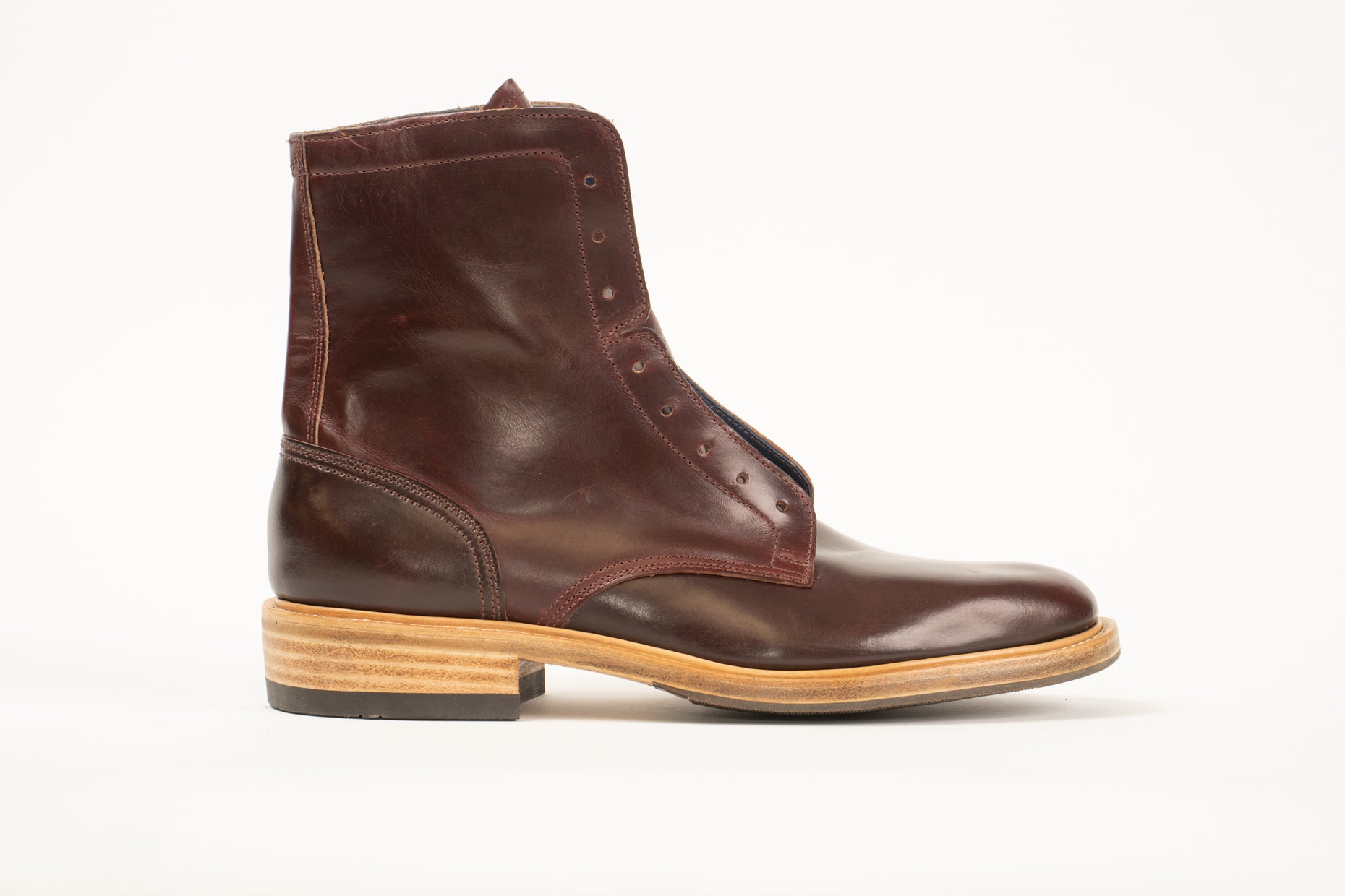 Bespoke Shoe Service Available in East Vancouver – HD Russell Boots & Shoes